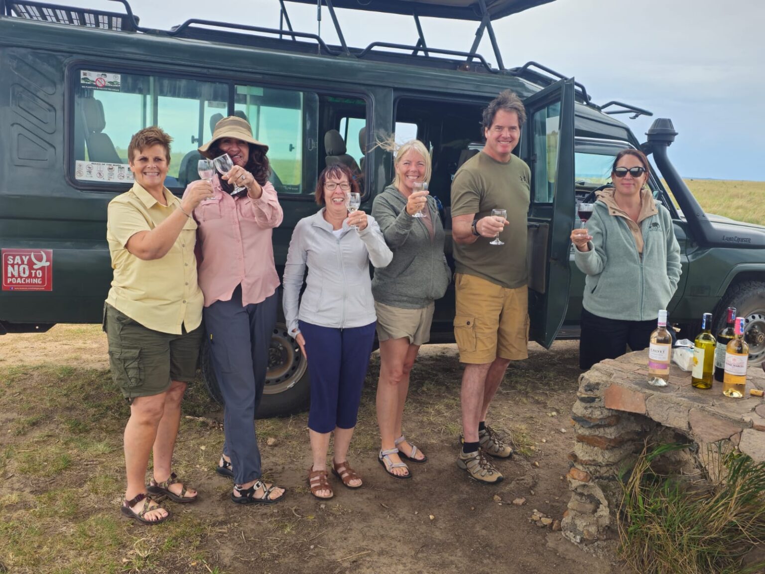 Safari Styles – Classic Geo Adventures